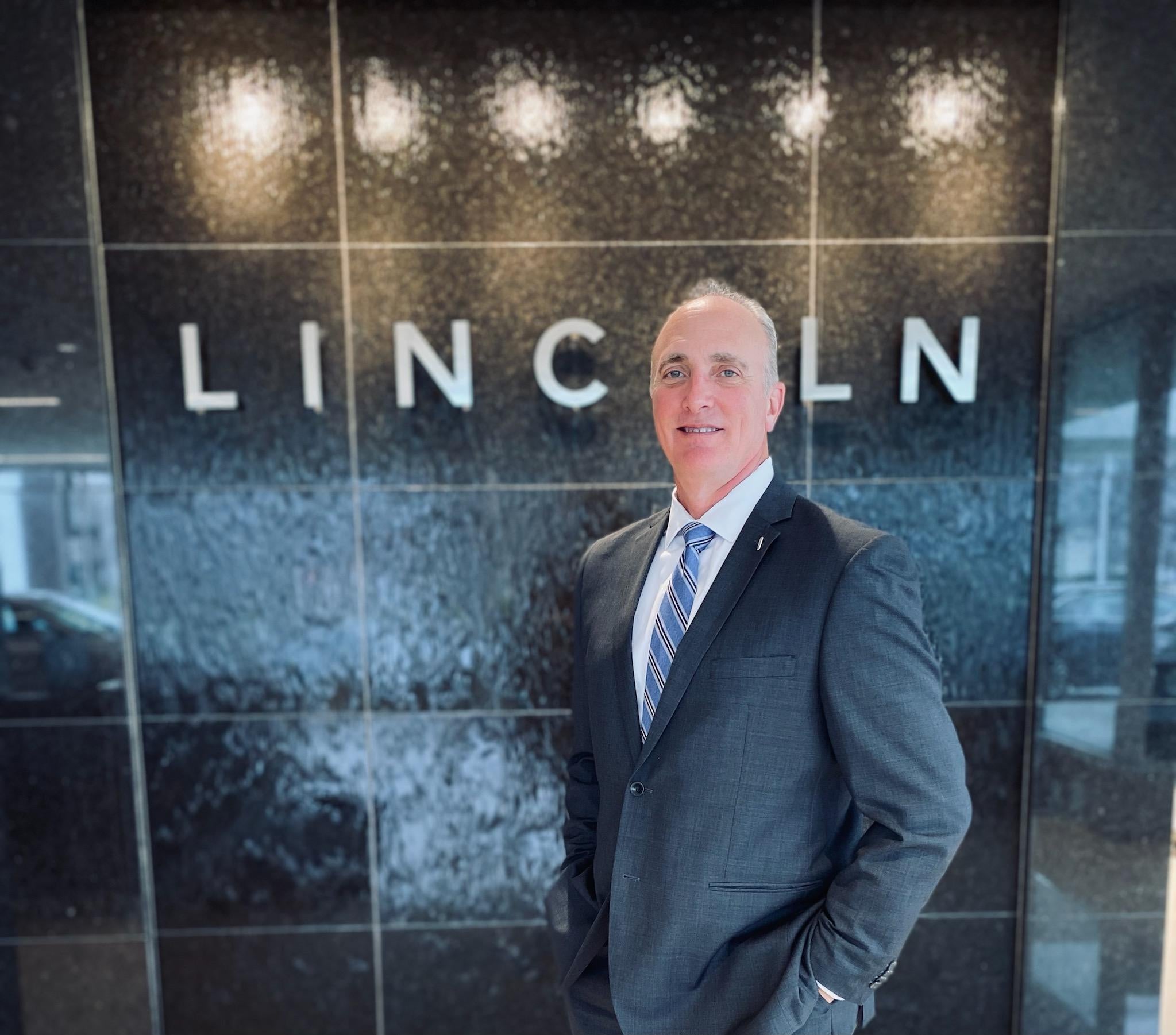 Fair Oaks Lincoln Staff | Lincoln Sales & Service near Me